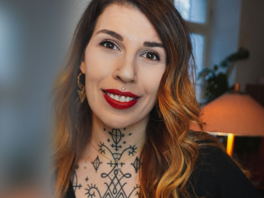 More than a Tattooer: Jessica Herzeigen – Feelfarbig